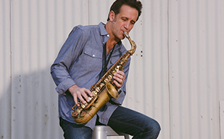 Free Online Saxophone Lessons with Eric Marienthal - ArtistWorks
